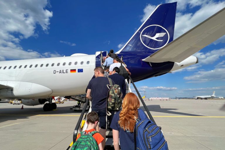 Do Kids Need ID to Fly? Travel Identification Info for Every Age