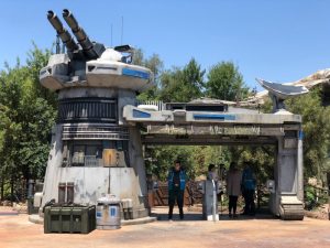 Star Wars: Galaxy’s Edge in Disneyland: Video Tour & First Look Photos ...