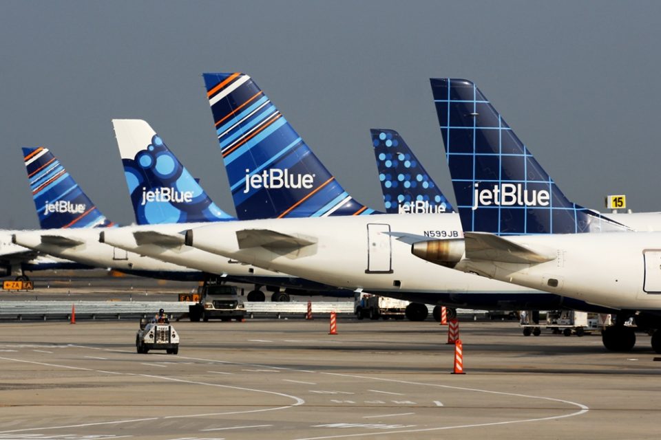 The Complete Guide to Flying JetBlue with Kids - Trips With Tykes