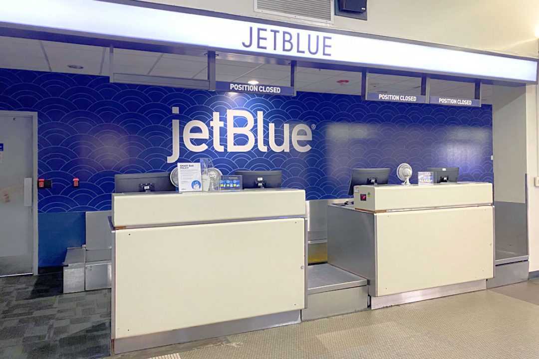 The Complete Guide to Flying JetBlue with Kids - Trips With Tykes