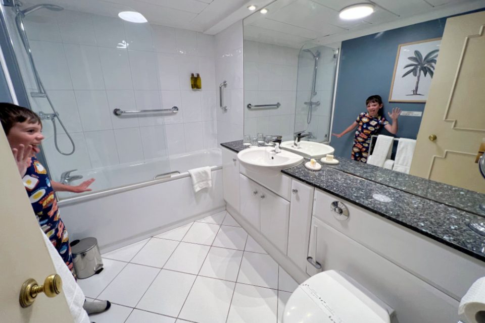 First Timer's Guide to London with Kids (+ 17 Things to Do for Families ...