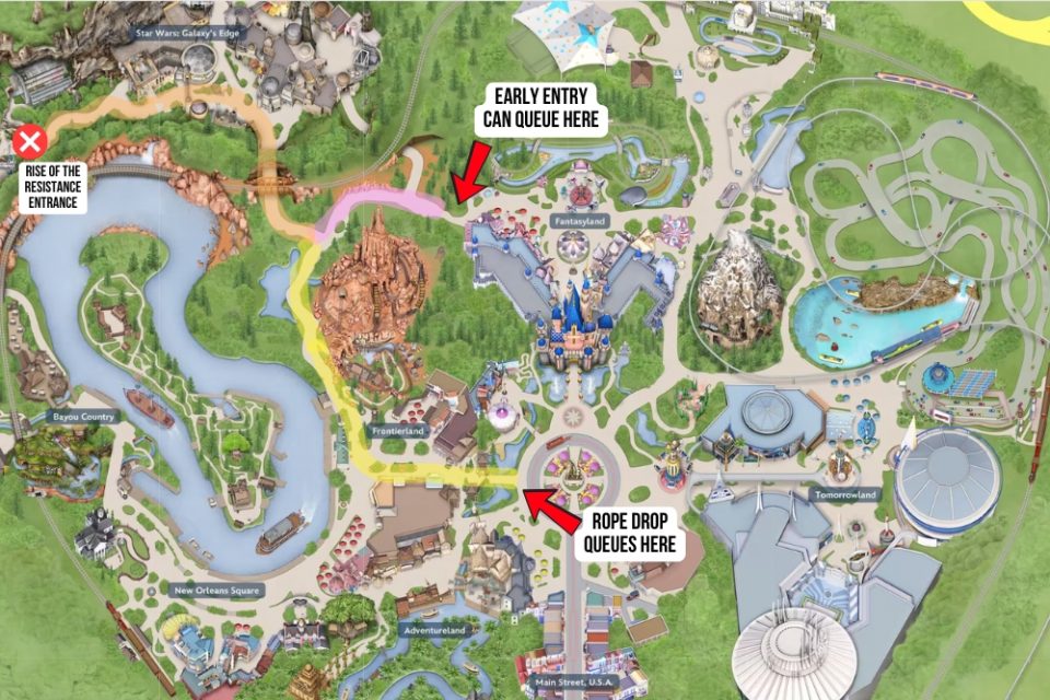 5 Smart Rope Drop Strategies for Disneyland - Trips With Tykes